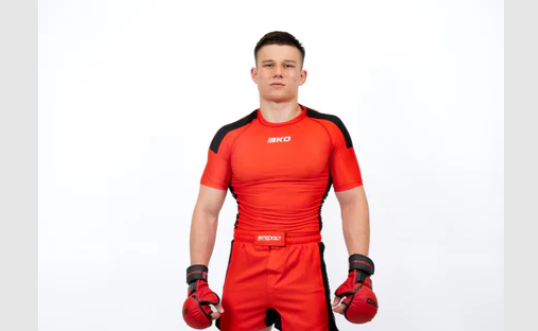 Echipament Esențial pentru Antrenamentele MMA: Ce Ai Nevoie pentru a R ...