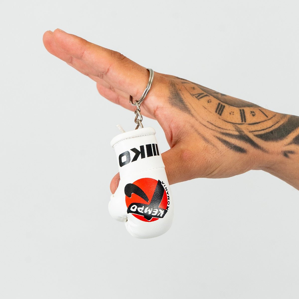 Breloc Knockout Manusa Kempo